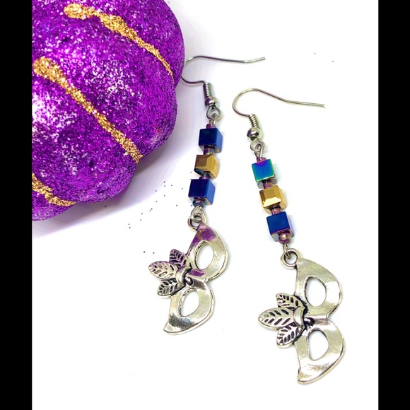 Hand Crafted | Jewelry | Halloween Masquerade Mask Charm With Purple ...